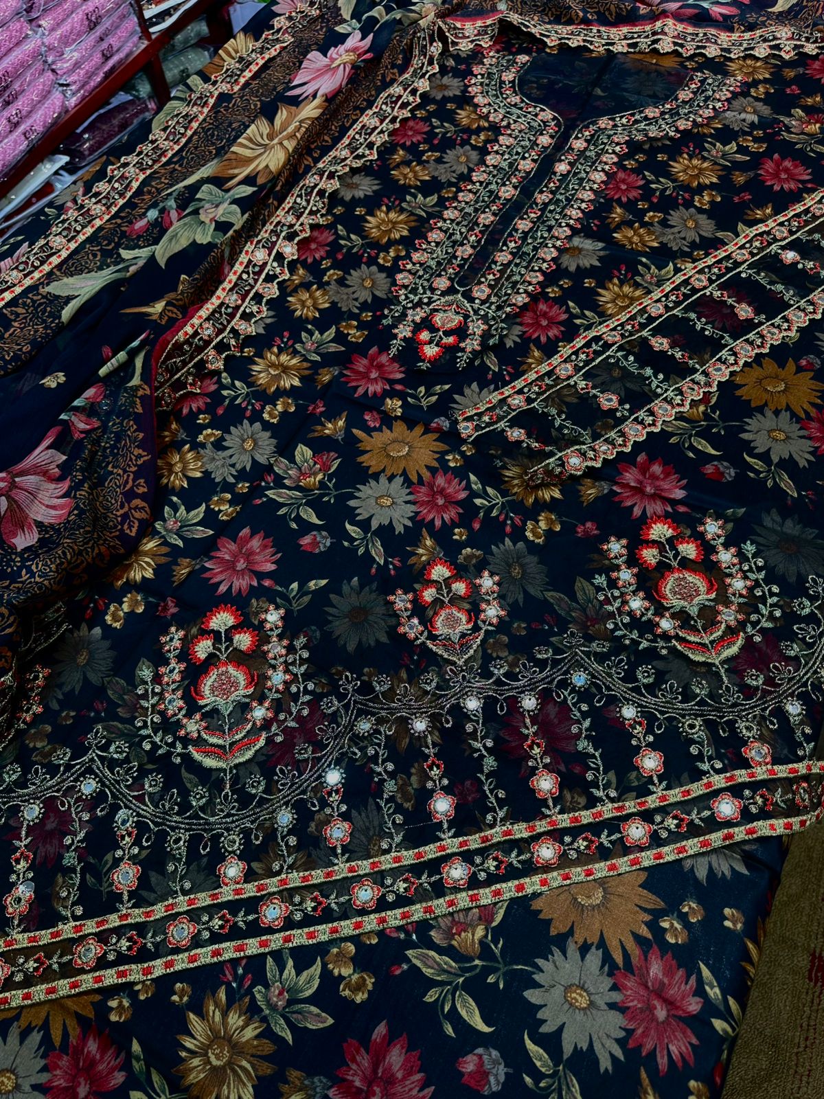 Mohagni Printed Embroidered Lawn 3PC Unstitched – Memon Clothes